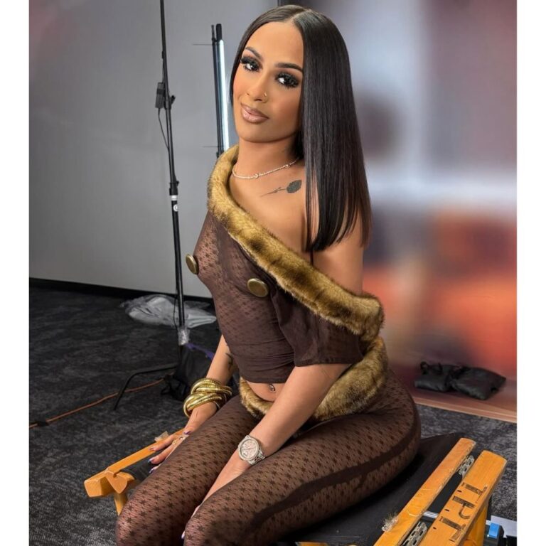 Ahna Mac: A Rising Star's Age, Career, Family, Net Worth, and Height 2025